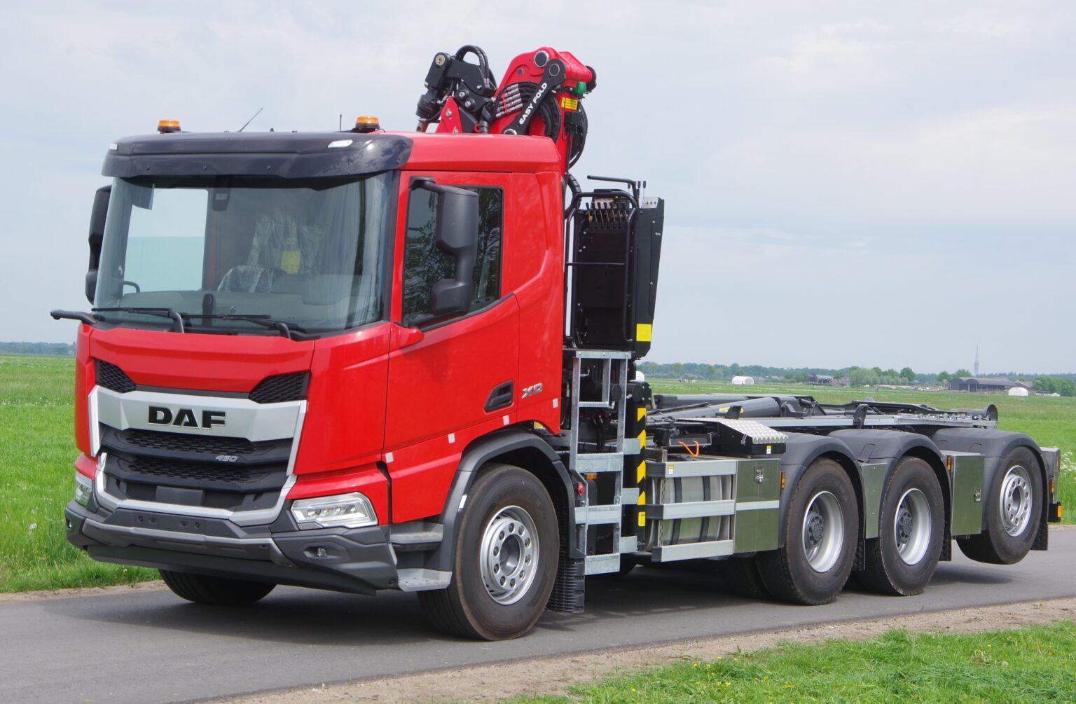 39T DAF XD 39 T Wide-Spread met Palfinger Q200Z voor Raaijmakers Best ...